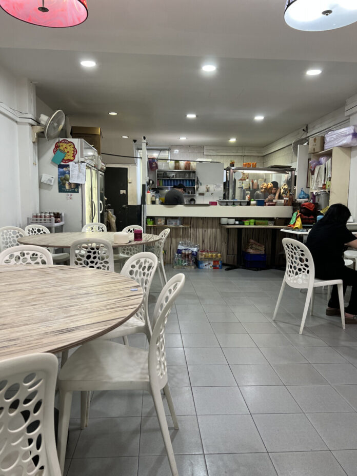 MacKenzie Rex Restaurant. Old school Oriental Halal Restaurant.