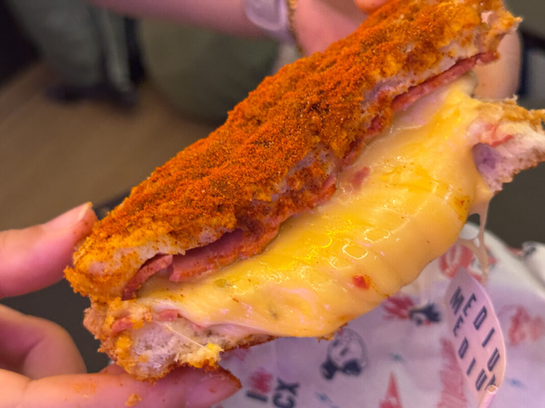 Chicky Feast at Chix Hot Chicken's New Outlet at Prinsep | Little Big ...
