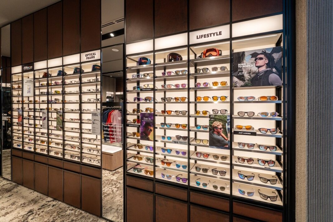 Oakley Premium Store with New and Exclusive Services at The Shoppes ...